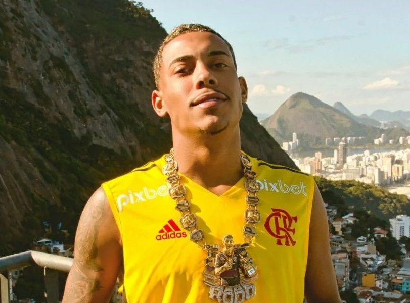 MC Poze do Rodo aposta R$ 100 mil na vitória do Flamengo na Copa do ...