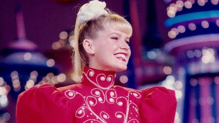 Xuxa Meneghel completa 60 anos e celebra aniversário ao lado de amigos ...