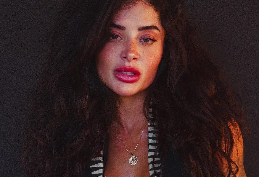 Aline Campos faz carão, pose sensual e encanta o público: 'Maravilhosa ...