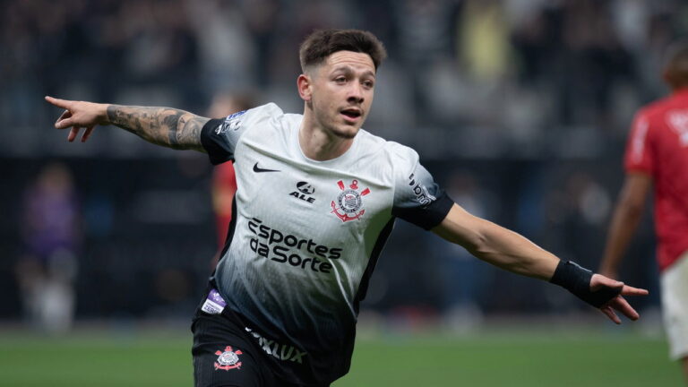 Rodrigo Garro: Superação e desempenho no Corinthians - Super Rádio Tupi