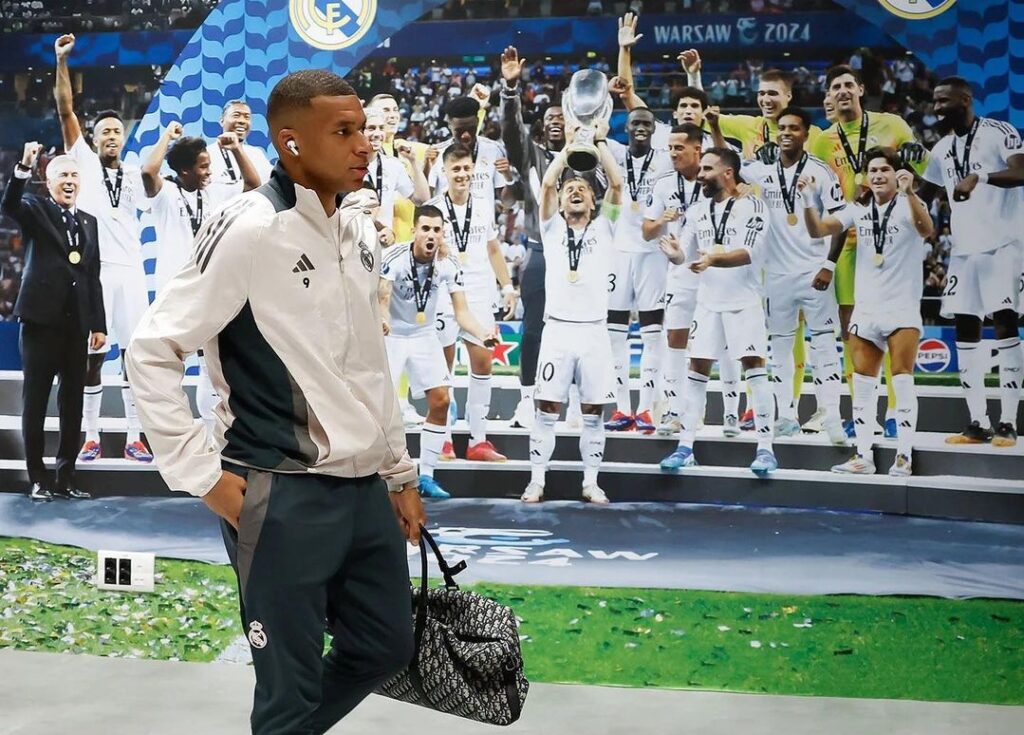 Mbappé é detonado pela mídia e torcida pede Endrick - Super Rádio Tupi