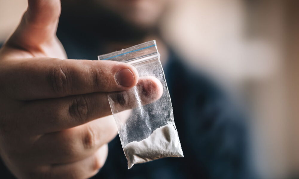 Entenda os riscos fatais da cocaína, sua origem e impactos na saúde ...