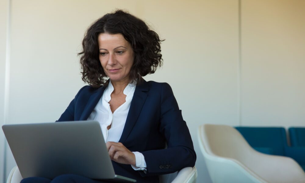 PROMAD lança integração do WhatsApp no software jurídico Integra ...