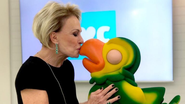 Vídeo: Ana Maria Braga chora ao vivo ao ouvir mensagem de Louro José ...