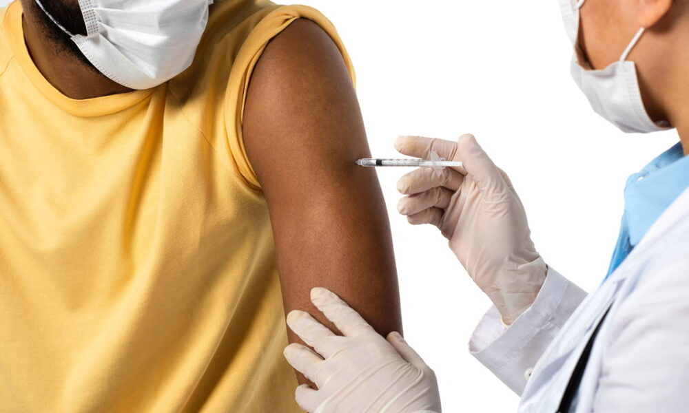Atenção! A vacina da gripe 2025 já está disponível - Super Rádio Tupi