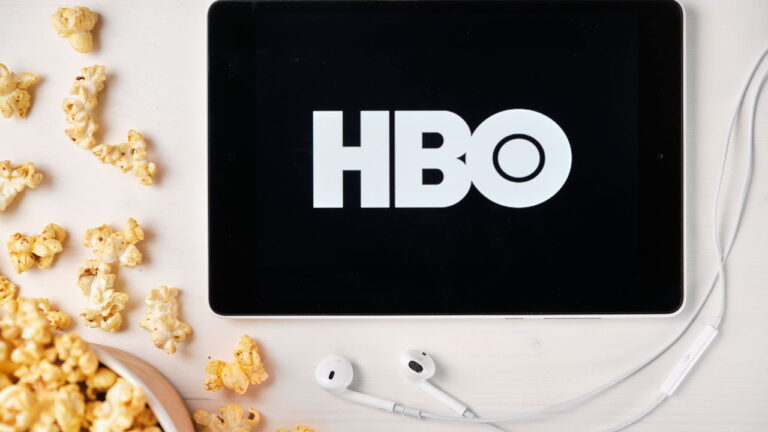 10 séries da HBO que estão dominando o streaming em 2025 - Super Rádio Tupi