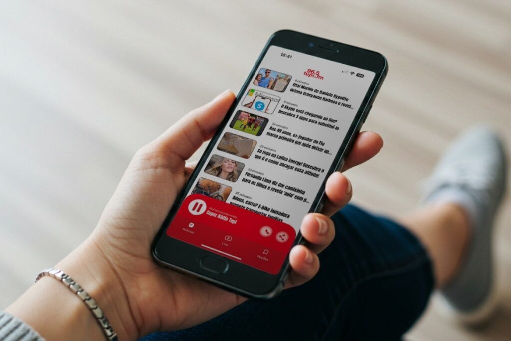 Super Rádio Tupi lança novo app com transmissões ao vivo e notícias ...