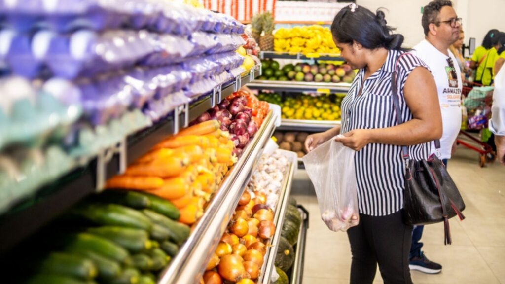 Justiça condena mercado a indenizar cliente por constrangimento - Super ...