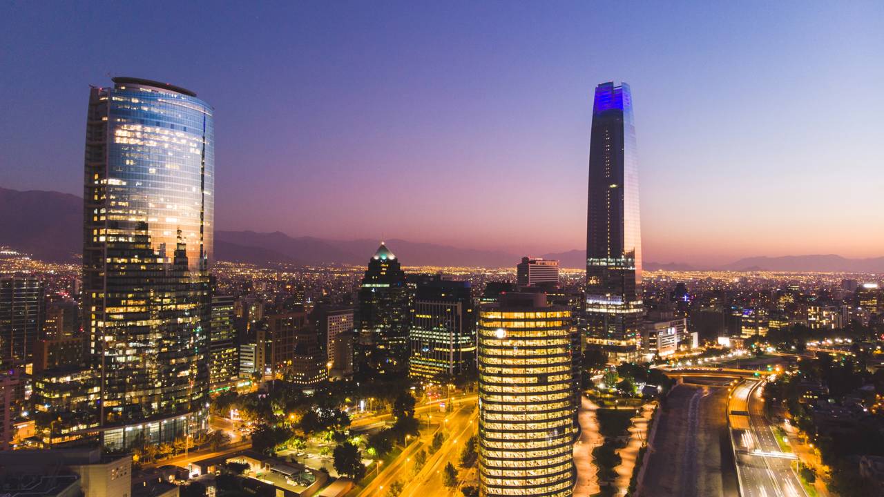 A capital sul-americana que une neve e charme para viajar tranquilo de ...