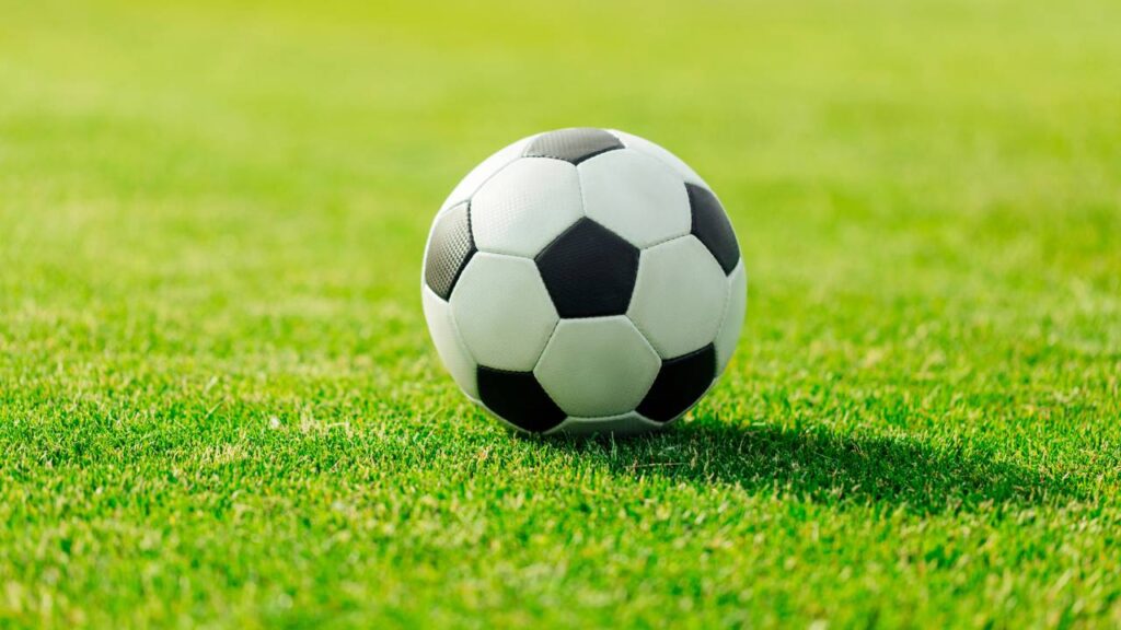 10 exercícios de agilidade para jogador de futebol que melhoram reação ...