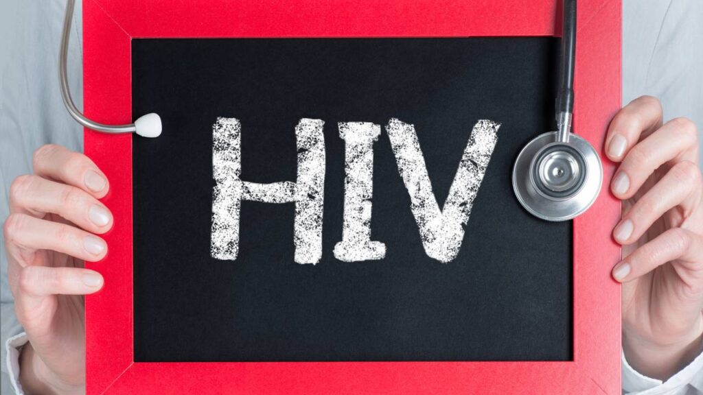 Quais são os principais sinais do HIV e quando eles costumam aparecer ...