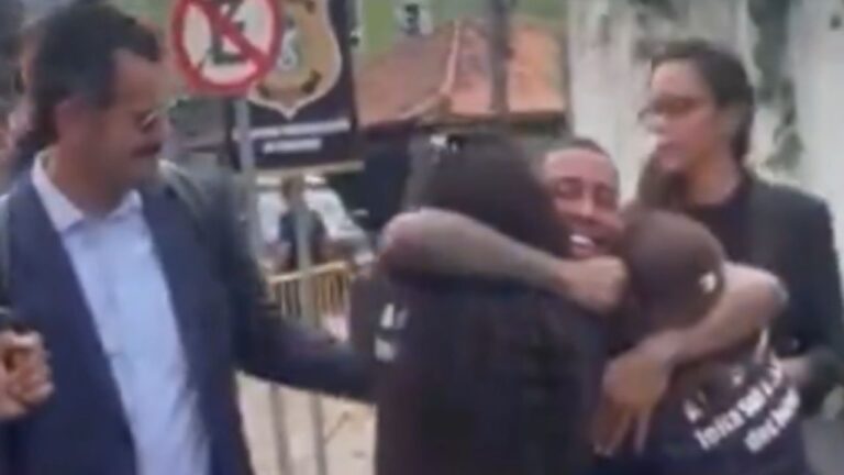 Cantor MC Poze do Rodo deixa a prisão em Bangu após decisão judicial ...