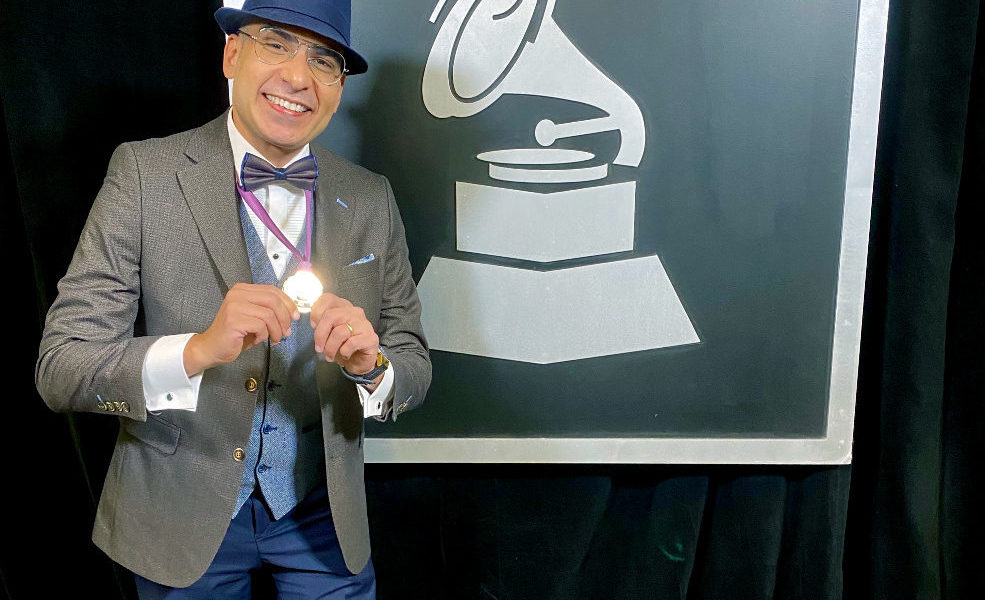 Indicado ao Grammy Latino 2021, cantor Thiago Holanda apresenta show inédito de MPB na Expo ...